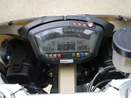 Essai Ducati 848 (2009)