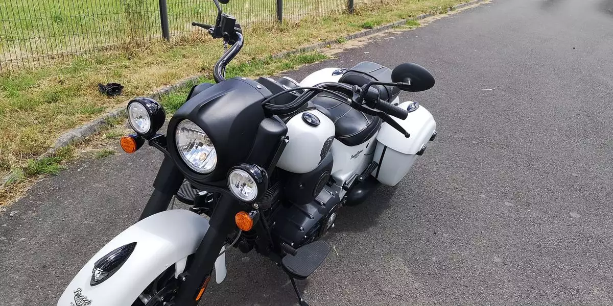 Essai Indian Springfield Dark Horse 2019